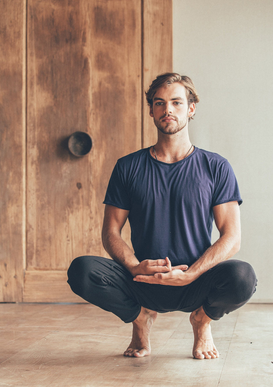 Men's Yoga Wear | Yoga Clothes for Men | WE-AR